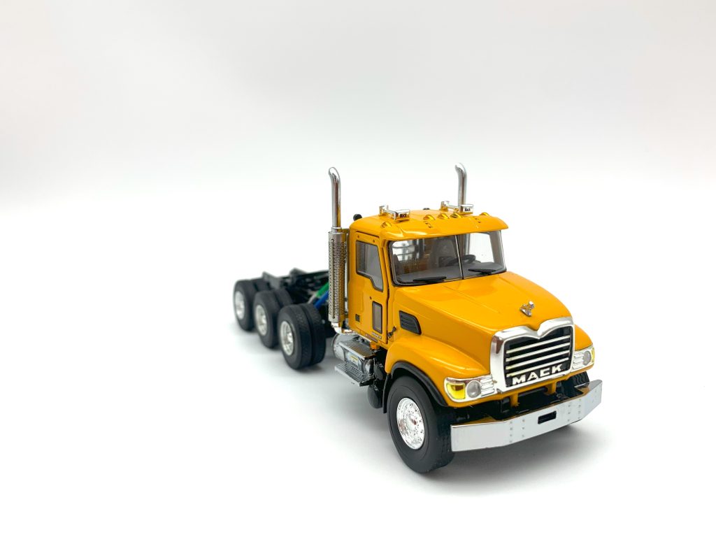 Mack granite 8x4 yellow,WSI Truck Models - Modeltruckland
