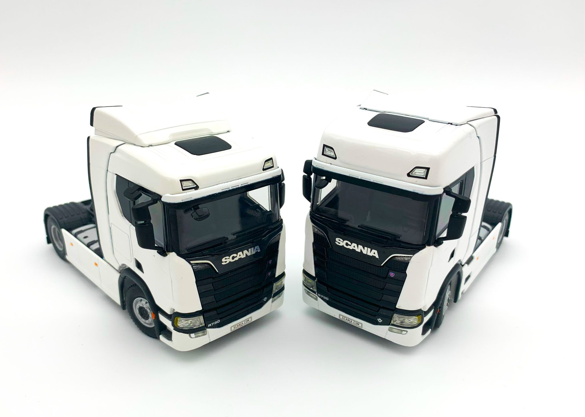 Scania highline CS20H 4x2+Scania normal CR20N 4x2,WSI Models ...